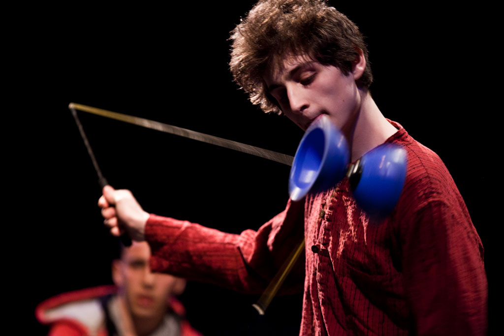 Diabolo – École de Cirque de Bruxelles